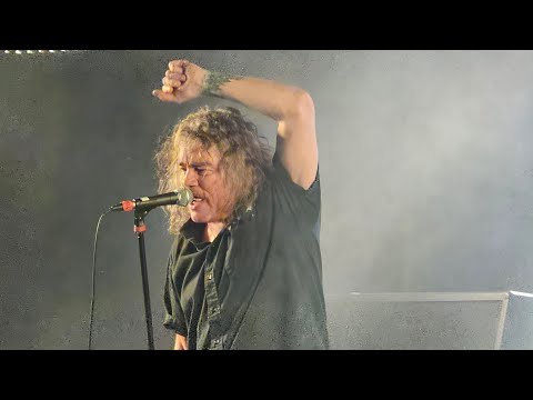 Watch Overkill Perform With Former Megadeth Bassist David Ellefson ...