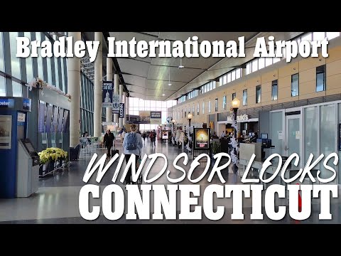 Bradley International Airport Terminal, Windsor Locks, CT | December 19, 2022 ✈🌆