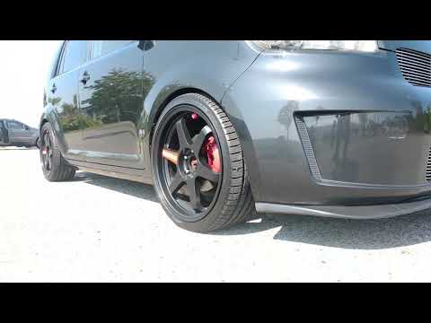 DRAG DR53 19×8.5 et32 on 235 35R19