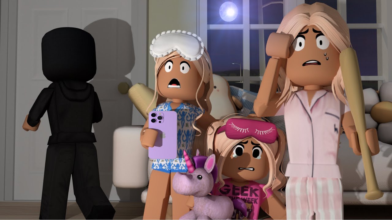 OUR DREAM HOME GETS ROBBED! *IT WAS OUR NEIGHBOUR?* Roblox Bloxburg Voiced Roleplay