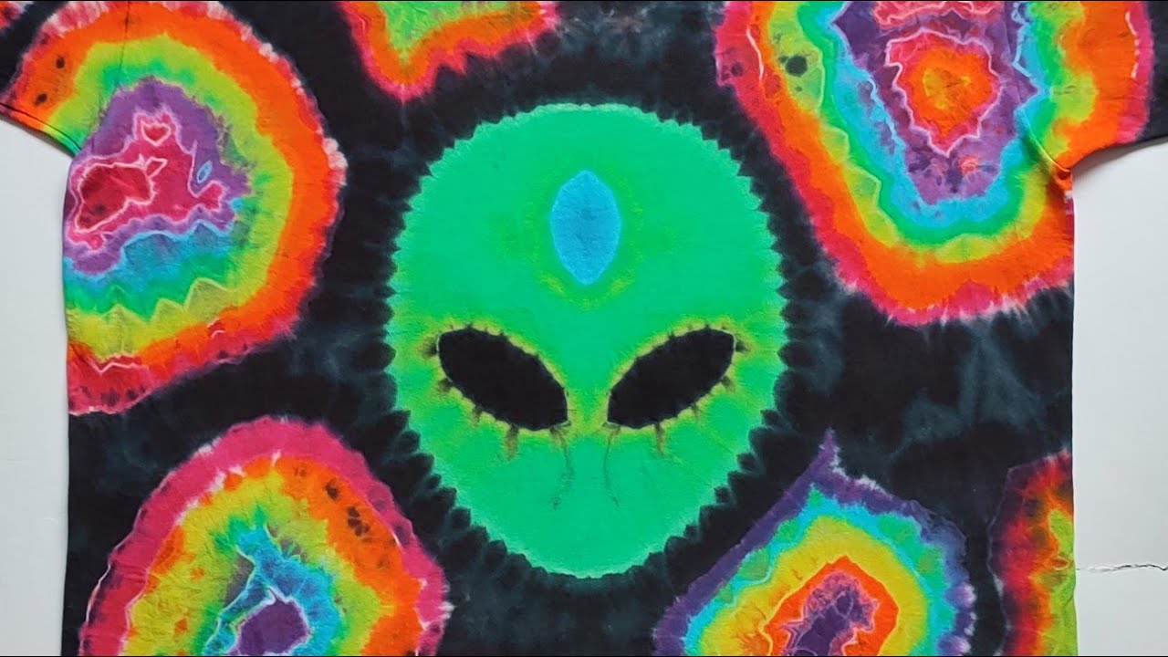 Tie-dye pattern : Alien Geode Rainbow Tutorial (Liquid Dye)