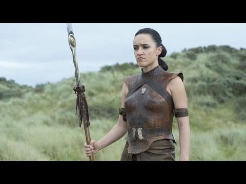 'Game of Thrones' Actress Keisha Castle-Hughes Rendered Speechless on Set by Jaime Lannister!