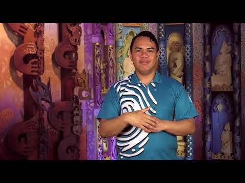 Rongomaraeroa (the marae) in NZSL – Te Papa mobile guide