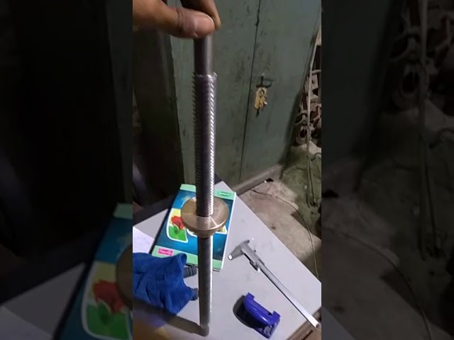 Lead Screw - Trapezoidal Thread Lead Screw Manufacturer from Ahmedabad