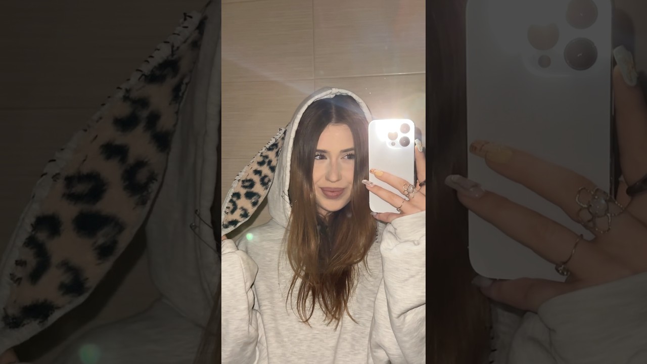 STUNNING Hoodie TRANSFORMATION Panther BUNNY DIY Edition