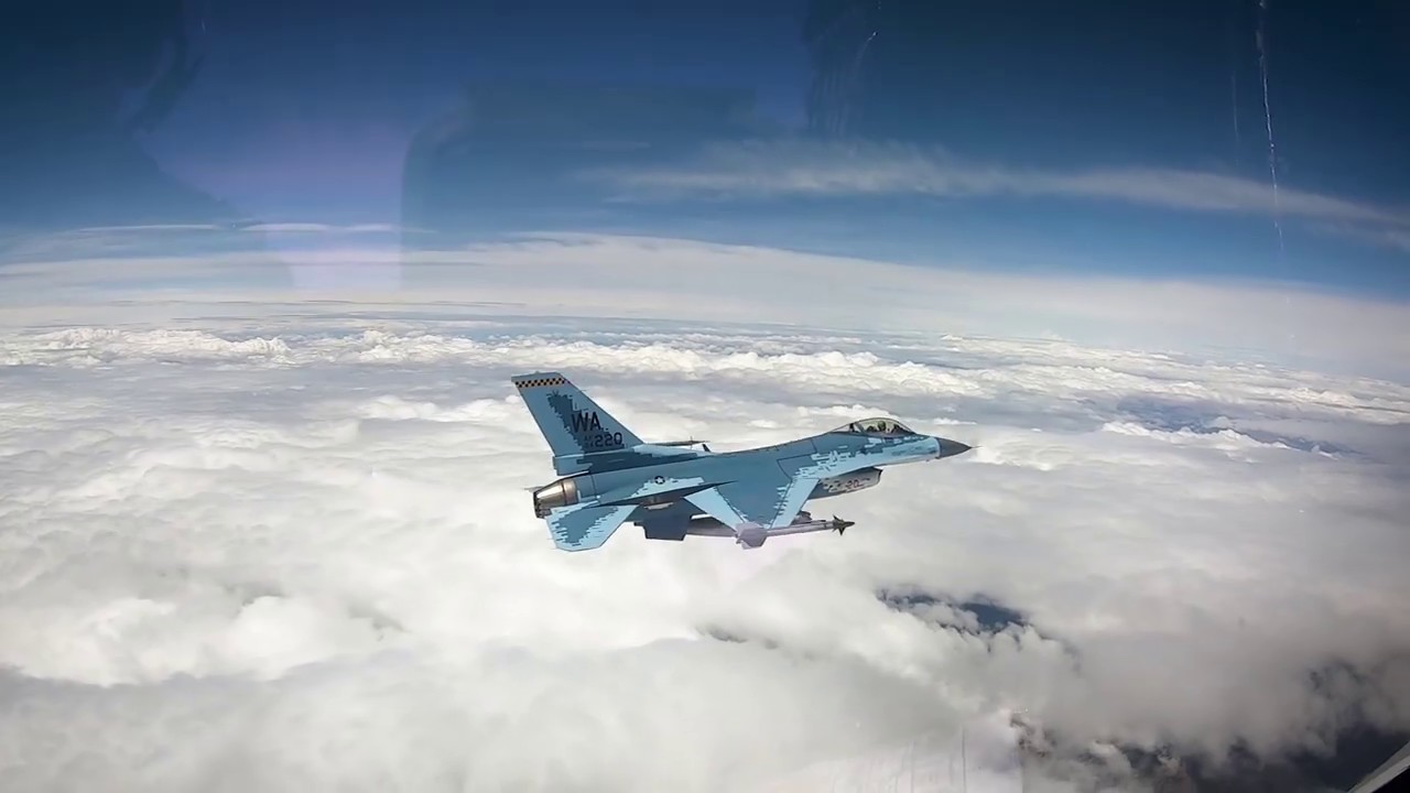 USAF: Voa o caça F-16 