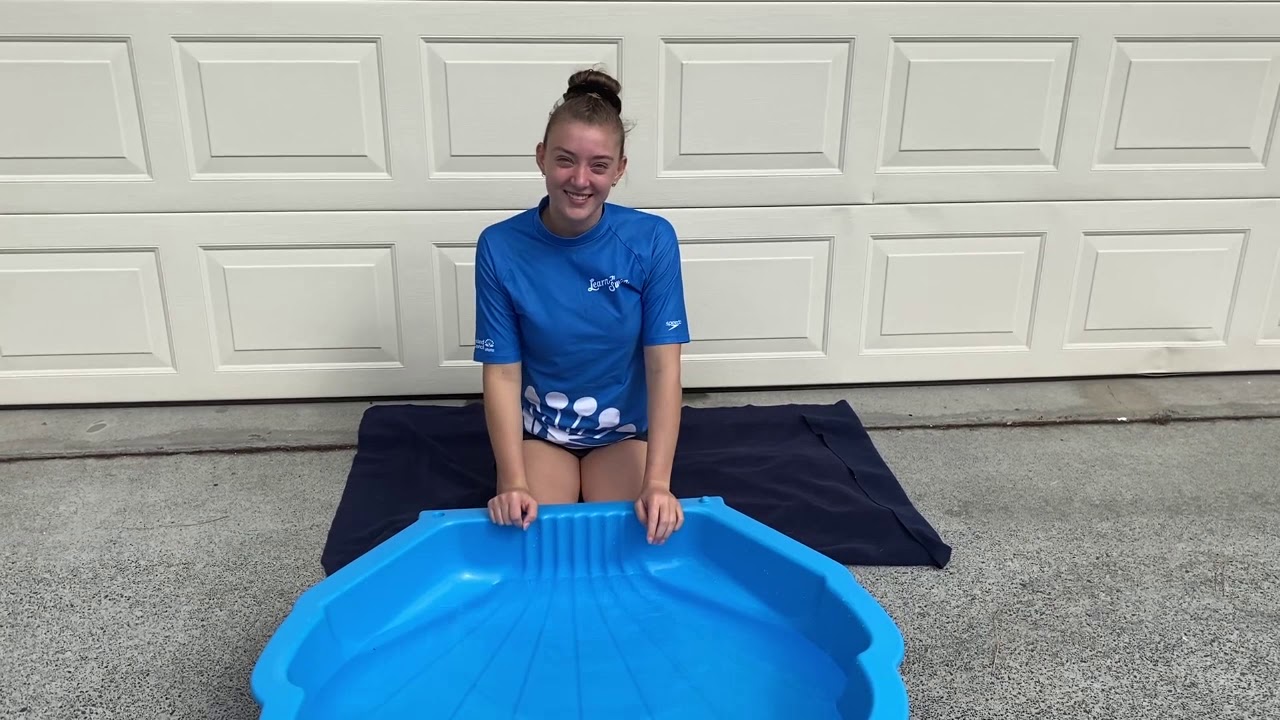 Bubble blowing techniques - no pool needed!