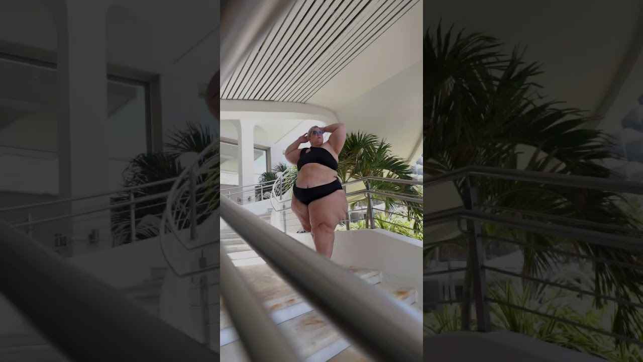 Oh she’s an artsy one now.. #bikini  #plussize