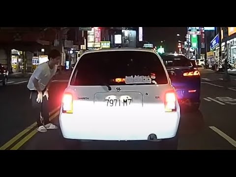 攔車被警察逮個正著 | WoWtchout - 地圖型行車影像分享平台