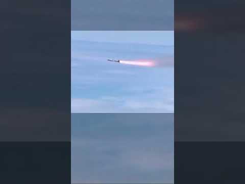 The Boeing X-51 Waverider can reach hypersonic flight at Mach 5 (3,300 mph) #military #aviation