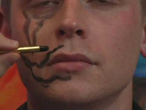 How to Outline Mouth for Scary Clown Makeup
