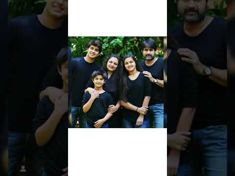 Actor Srikanth family photos