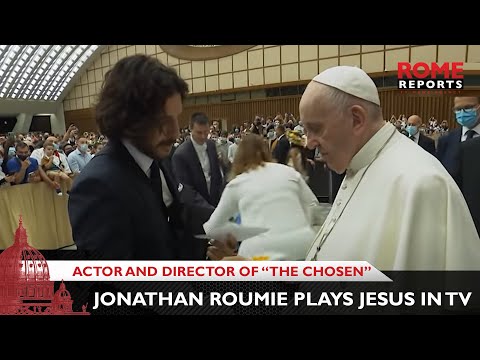 Actor and director of “The Chosen” meet Pope Francis at the Vatican