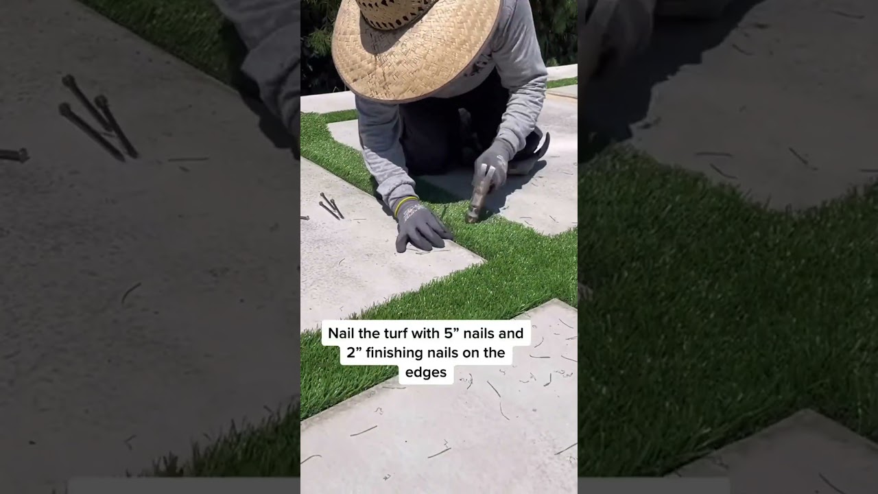 Learn how to lay artificial turf effortlessly!#LawnDesign #ArtificialTurf #DIYTutorial