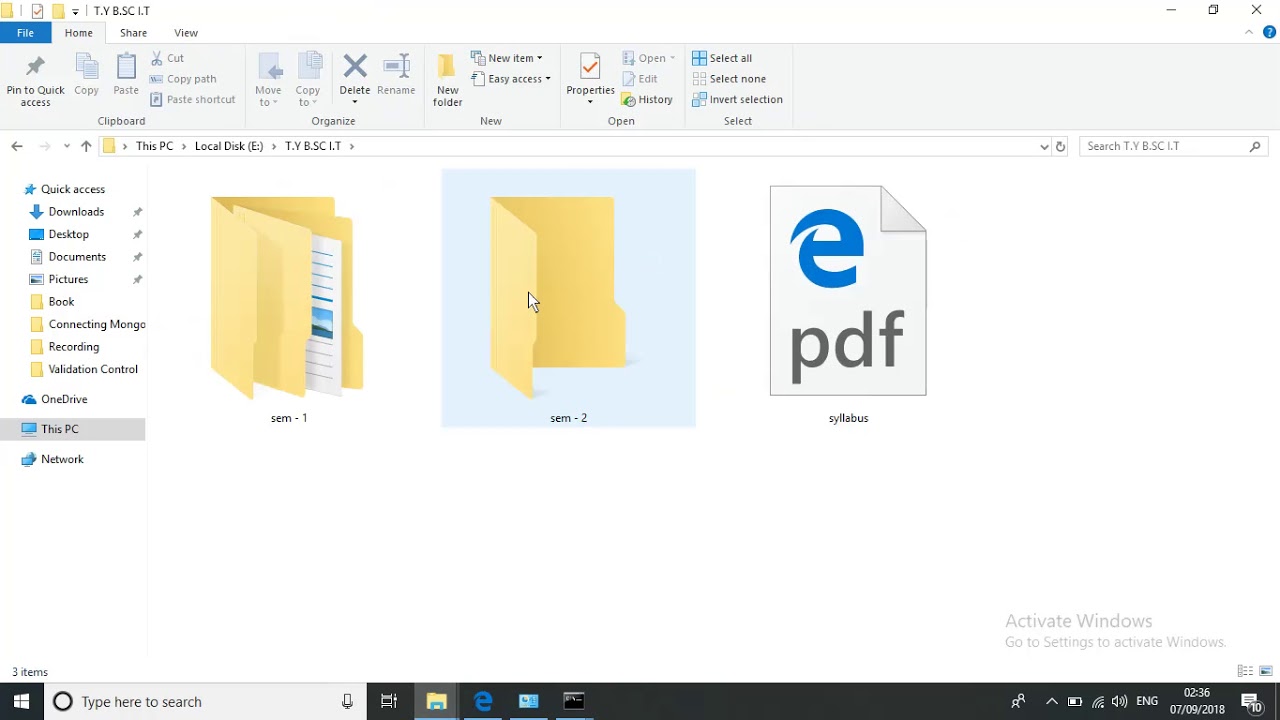 Connecting python with mongoDB using pymongo(inserting document)