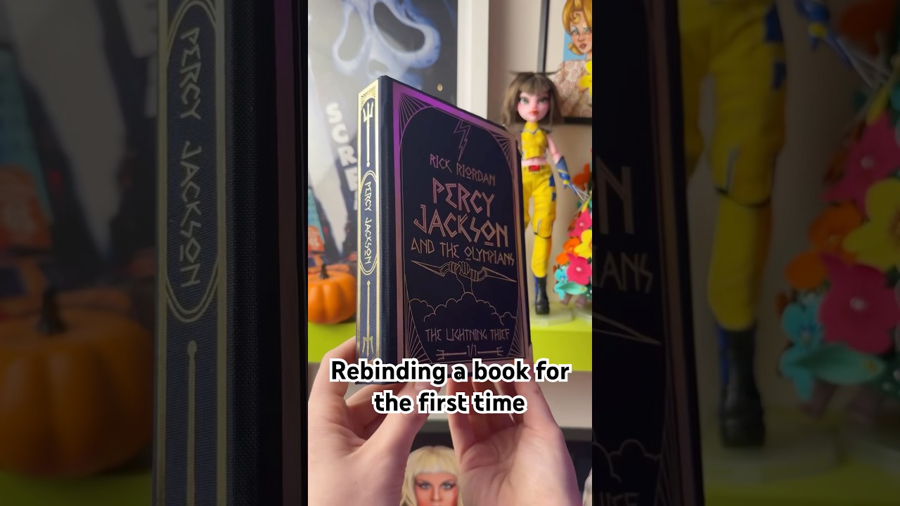 Trying my hand at book binding 🫣 #booktube #bookbinding #booktok