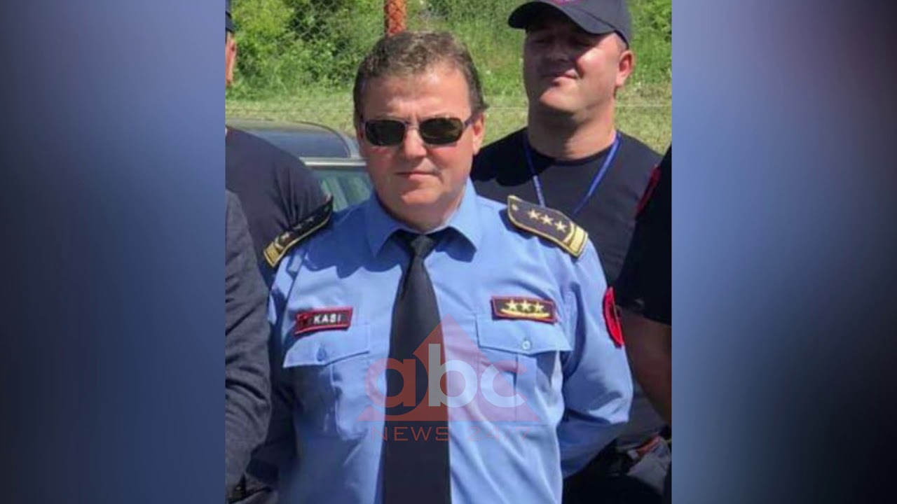 Shkrumbohet makina e ish-shefit te antidroges ne Elbasan | ABC News Albania