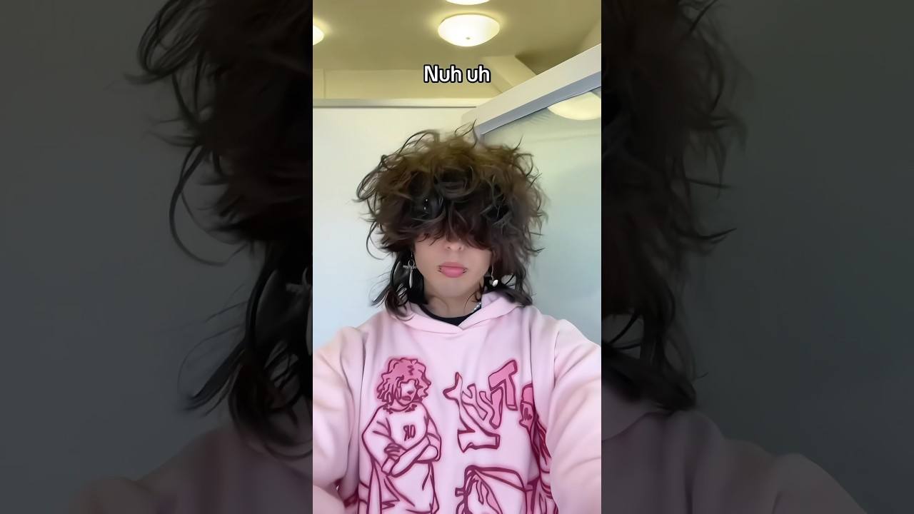 🖤#fluffyhair #hairstyle #fashion #furry