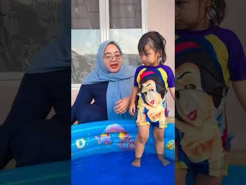 Ayu udah nyaman banget sama bu pipi ????