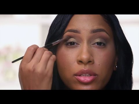 The Basics of Eyeshadow Application by Sephora