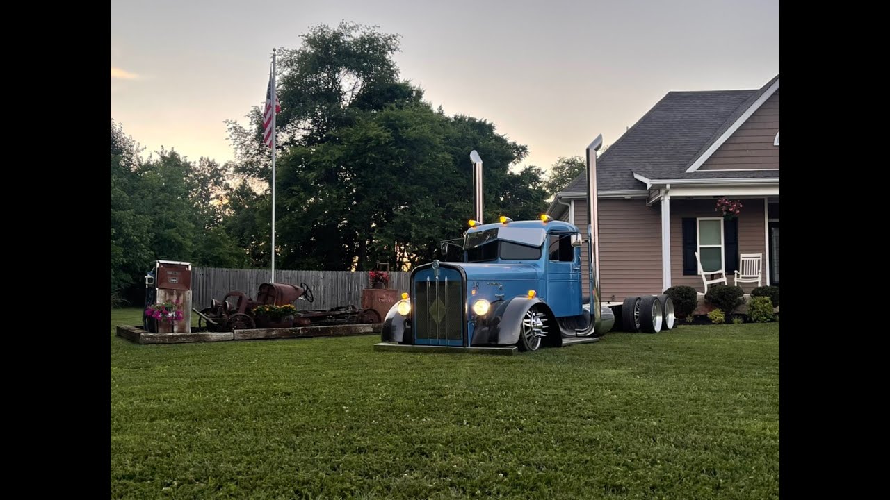 Slammed 1948 Kenworth Truck Rides Lower Than a Supercar, Flaunts ...