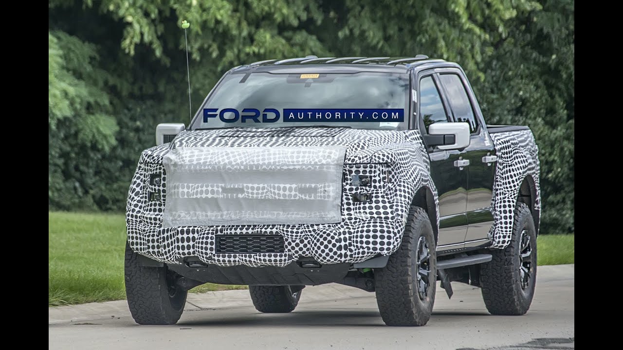 2022 Ford F-150 Raptor Spied Cruising Down Highway Sparks More Rumbling ...