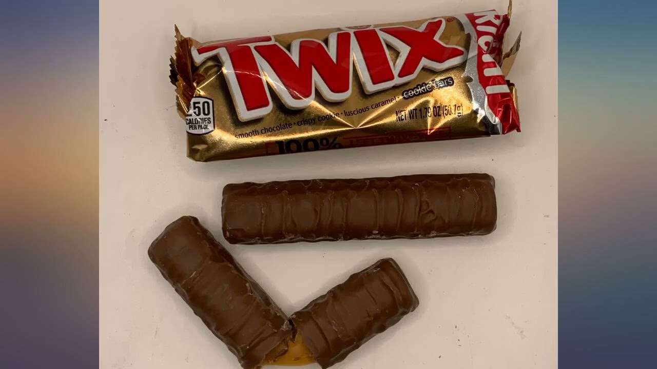 Twix Full Size Caramel Chocolate Cookie Candy Bar review