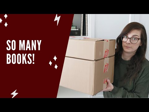 A Double Book Outlet Haul Unboxing! Some Great Middle Grade March Reads
