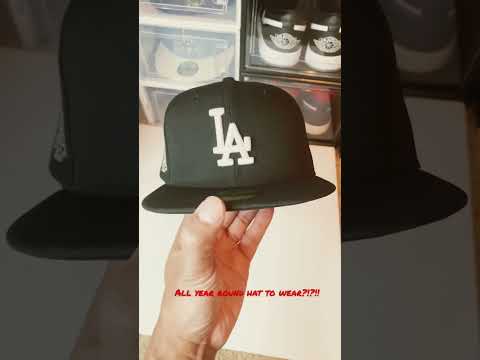 #LA Dodgers Black/white combination!! Definitely fall and winter hat!! What you guys think???