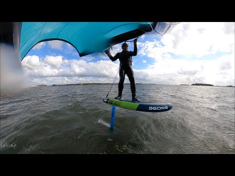 Gong HiPe Pro 5'6 wing foil board 115L - first ride