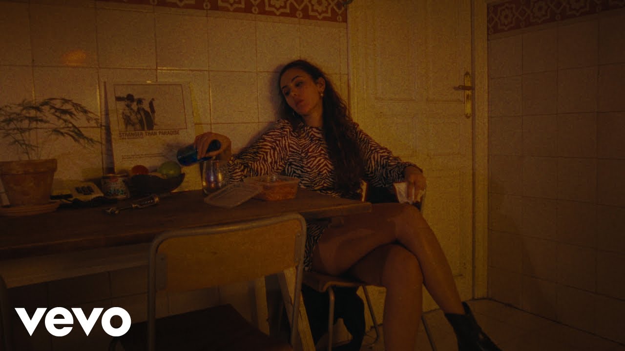 'Tiempo Indefinido' - colombiana Canción | Popnable