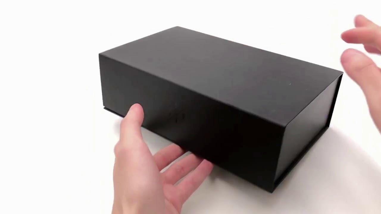 wholesale-custom-luxury-white-paper-packaging-cardboard-folding-gift-box