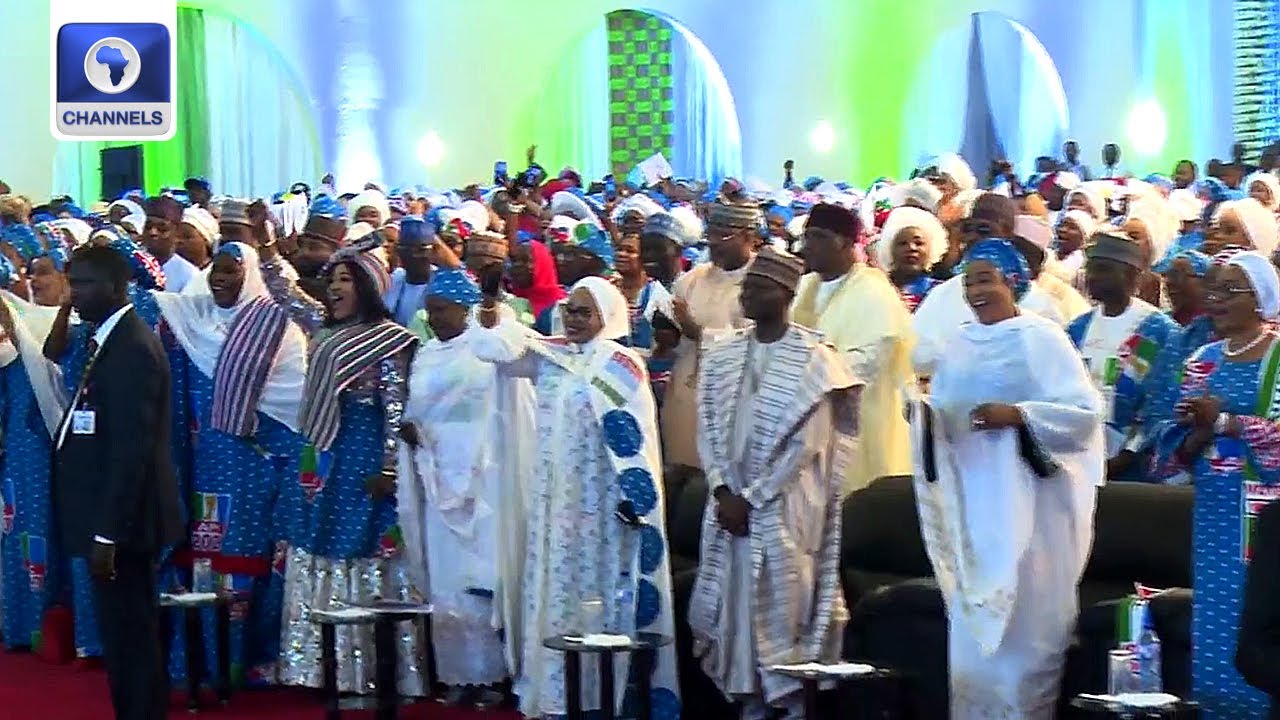 APC Women's Wing Inaugurates Campaign Team In Abuja
