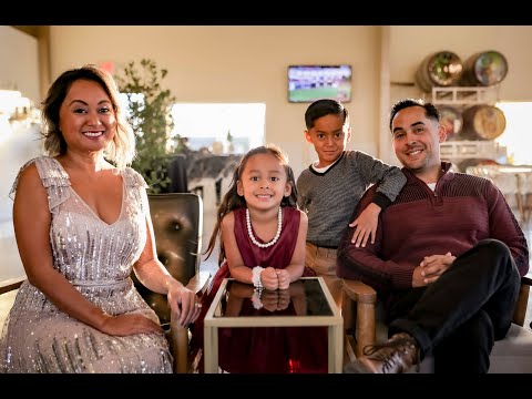 Roy Skinner Photography teams up with the Gomez Family at Akash Winery!