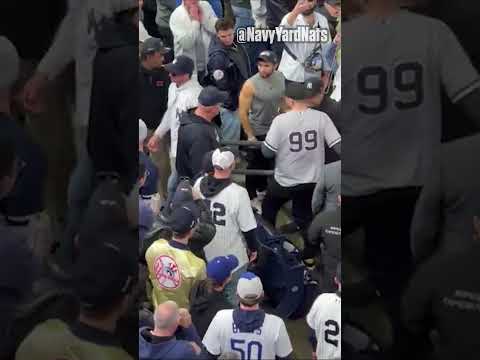 Yankees fans who grabbed Mookie Betts' glove were removed by security #worldseries #yankees #Dodgers