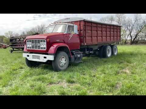 BigIron Online Auction TBD =IJ2053= 1976 GMC 9500 Diesel T/A Grain Truck