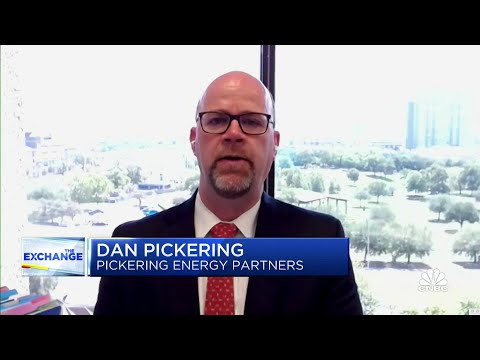 Right now, it's bullish for U.S. natural gas prices and energy stocks, says Dan Pickering