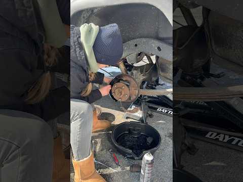 Replacing Jeep YJ Rear Drum Brakes #jeep #jeepyj #yj #wrangler #jeepgirl #wrenching #jeeplife