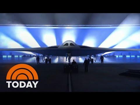 US Air Force Unveils New ‘B-21 Raider’ Stealth Bomber