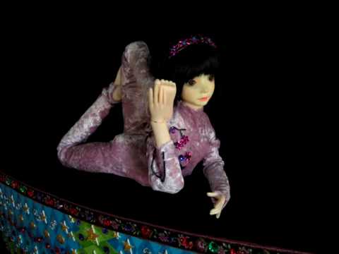 The Contortionist- link to Youtube video | Cirquemom's Blog