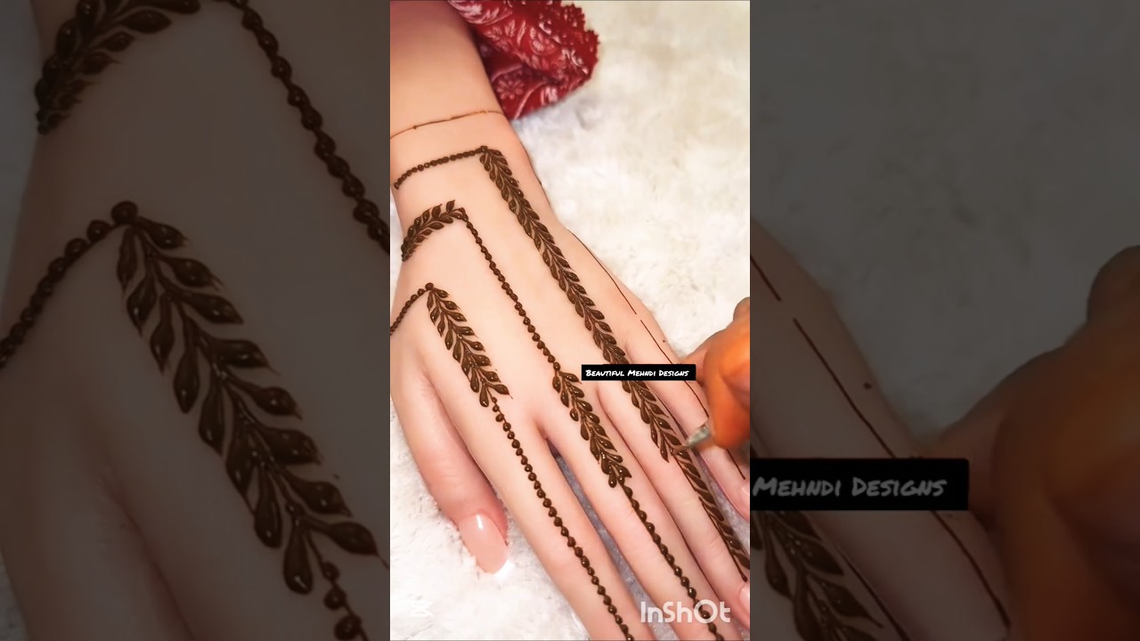 New latest mehndi design simple and beautiful back hand| ❤️#mehndil#backhandmehndi #ytshorts#shorts