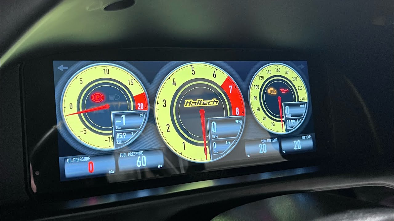 Haltech UC-10 digital dash install on my R32 Nissan Skyline!