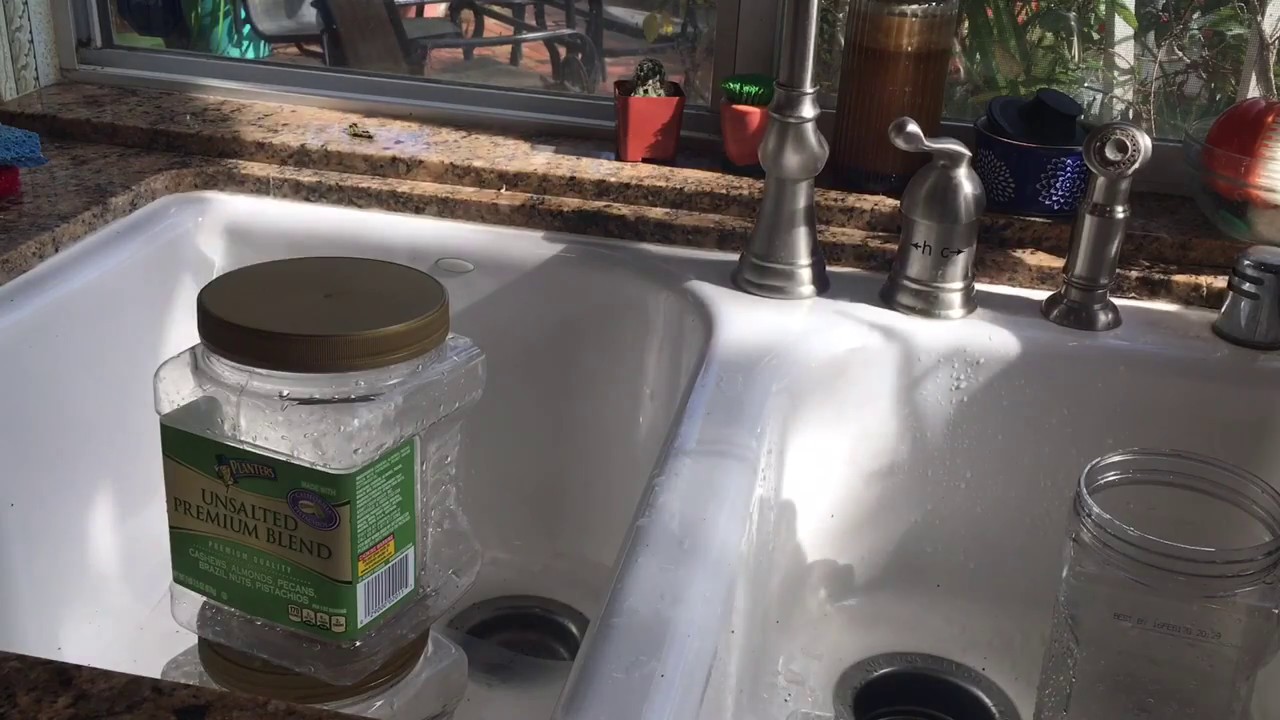 How to EASILY Remove Labels off Plastic Containers - the COMPLETE guide