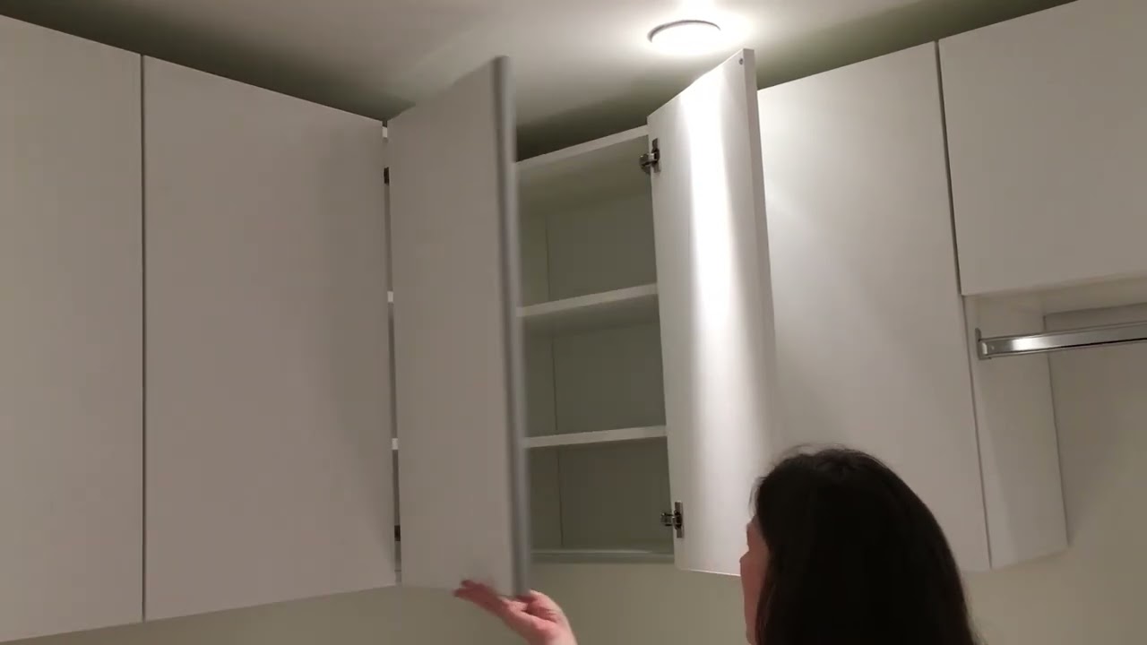 Corner wall cabinet solution by @pog