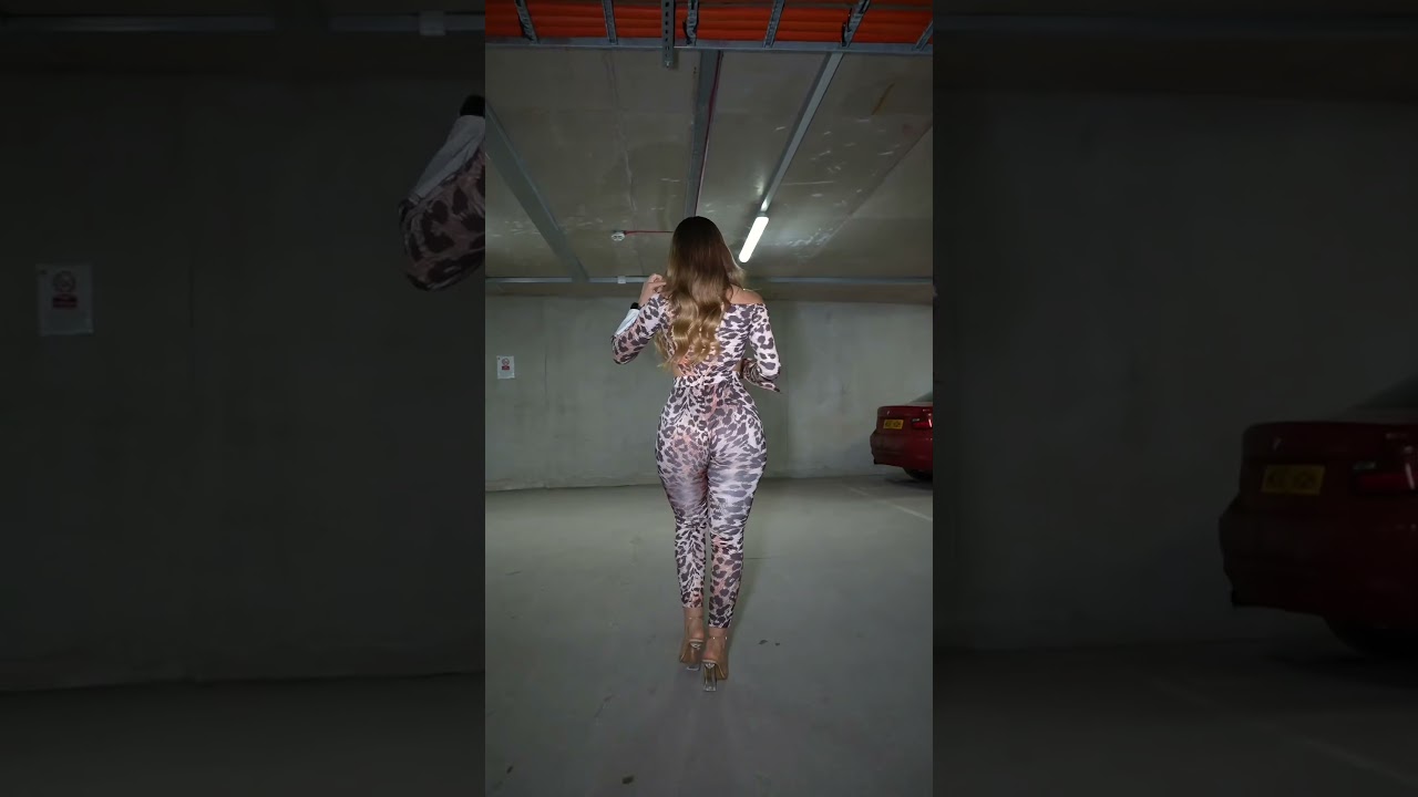 Bella Hill #live #blonde #dress #fakebody #dance #beauty