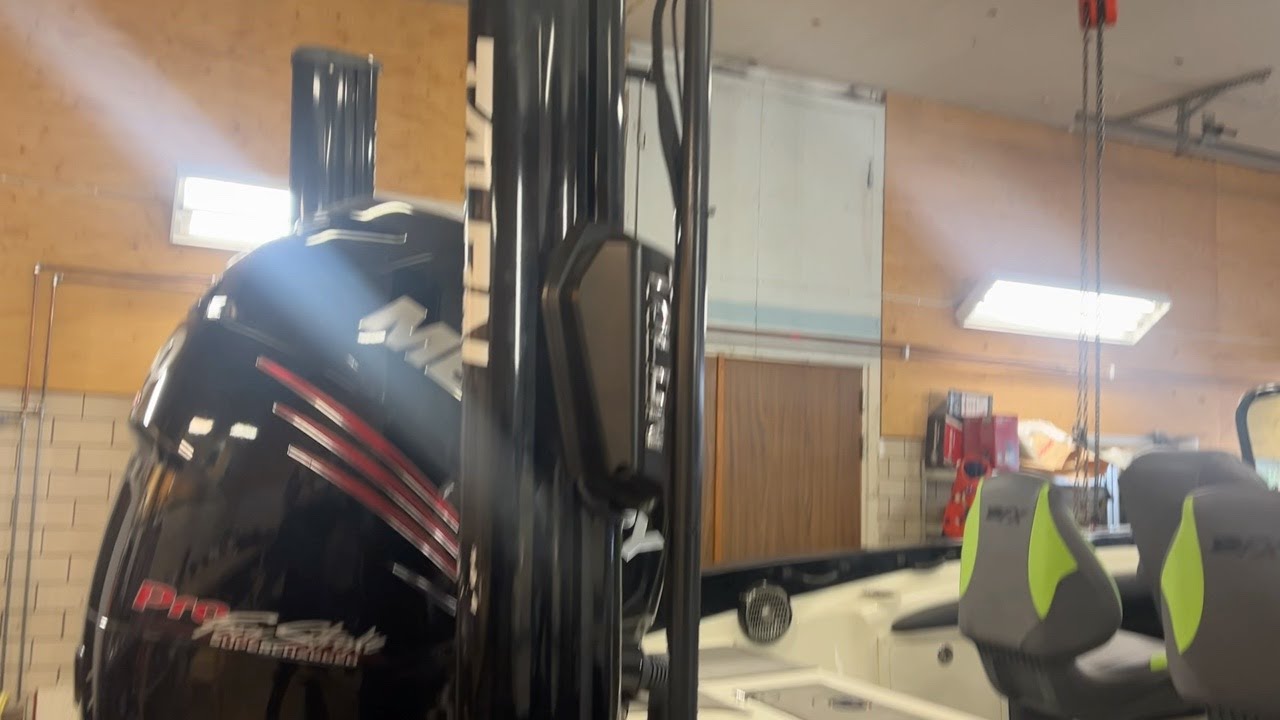 Sportfiskebåt Larson FX 2020, Essunga, Klaravik auktioner