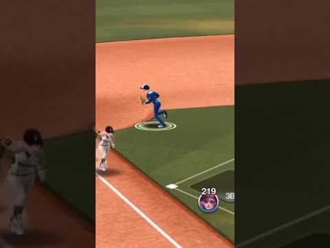 Baseball Clash: winning by infield ground ball ⚾