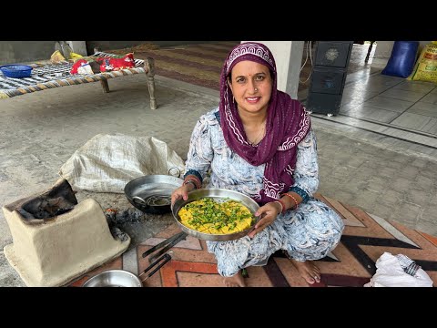 Pahli bar me hi itna sponji dhokla banana | village kicthen | UP Vlogger Babli