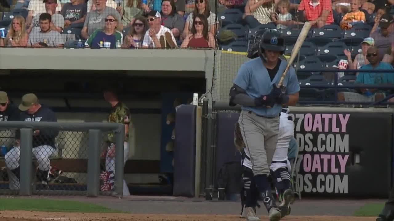 Whitecaps 1, Captains 0