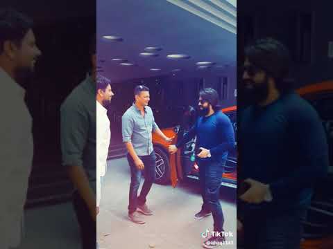 Salam rocky bhai ......KGF movie song.... https://hh3.pw/c/red/aw/3tgzg?f=w&p=default&l=en&tp=m10